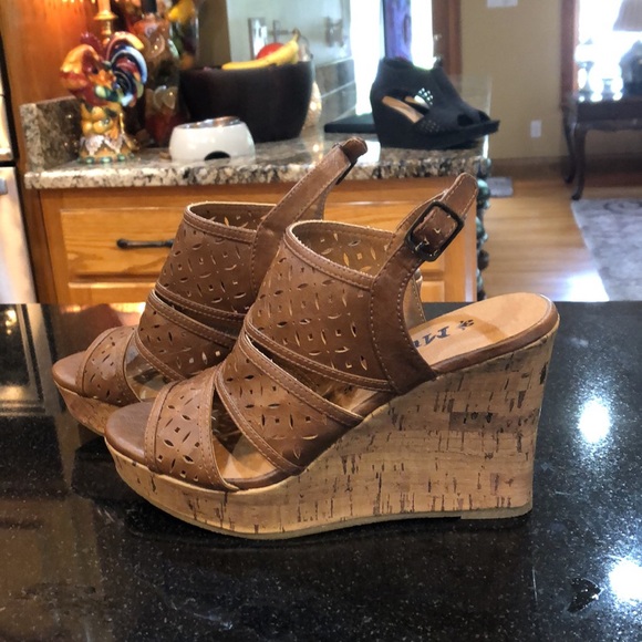 Mudd | Shoes | New Mudd Platform Shoe | Poshmark